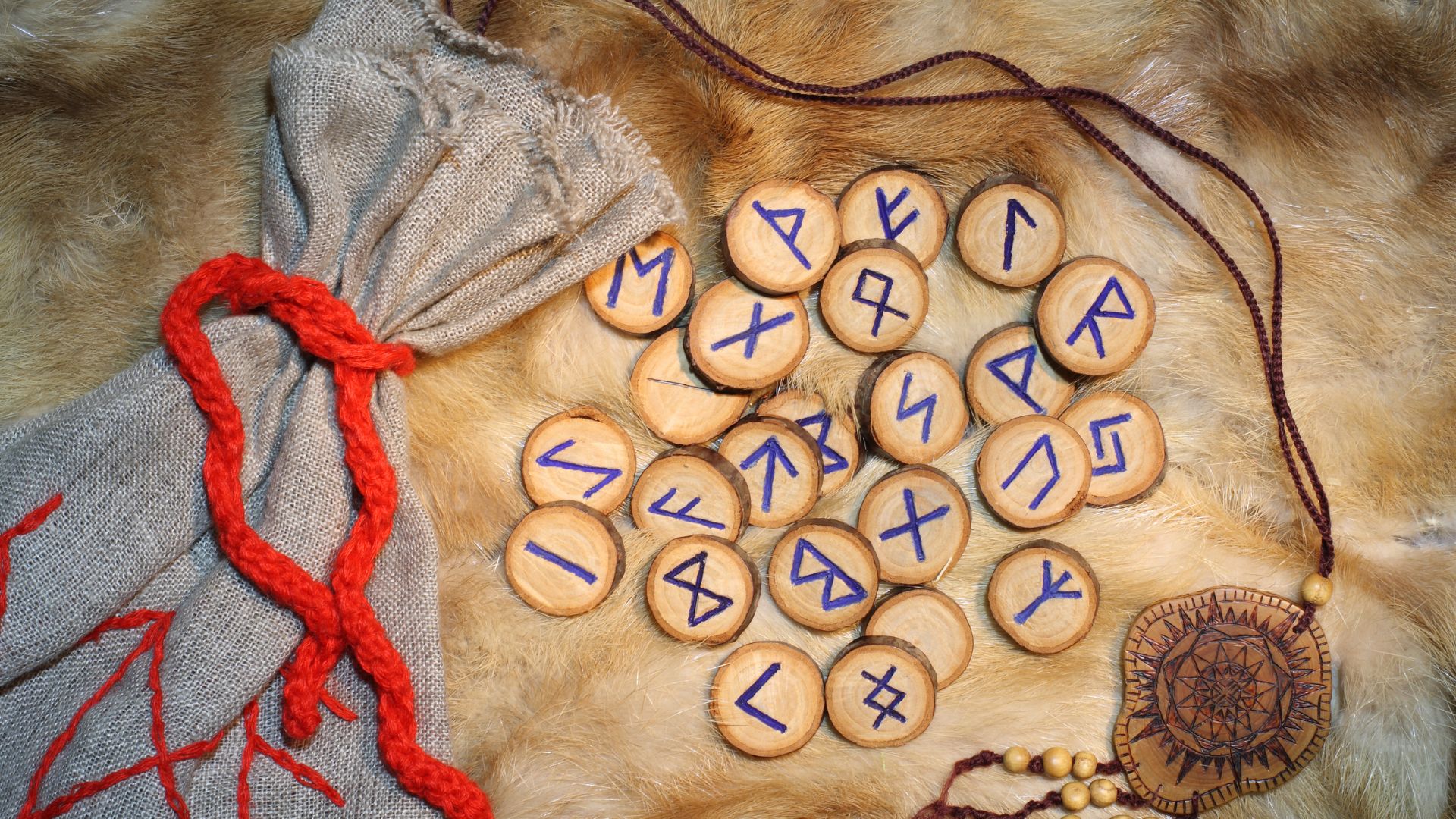The 24 Types of Runes and Their Meanings | Psychic Sofa